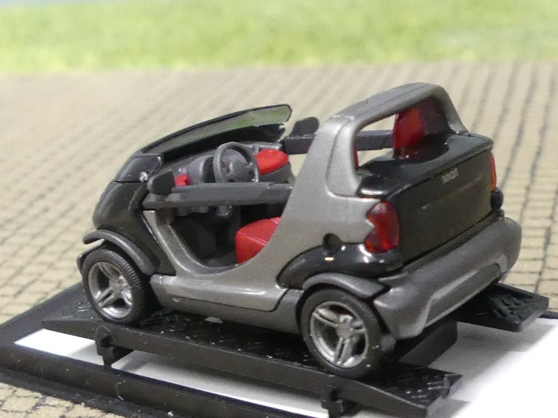 Modellspielwaren Reinhardt - 1/87 Busch Smart Crossblade schwarz 48985